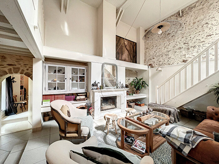 Maison 8 pièces à Villeconin, à vendre