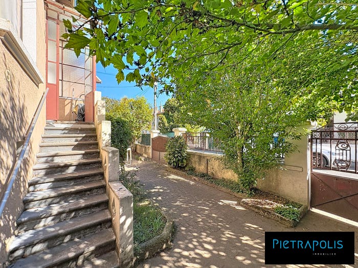 Maison 6 pièces à Lyon 8ème, La Plaine, Santy, à vendre