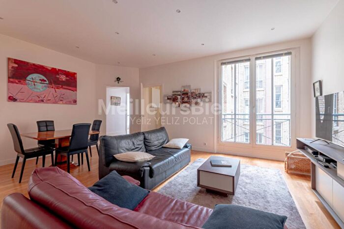 Appartement 4 pièces à Asnières-sur-Seine, Centre-ville, à vendre