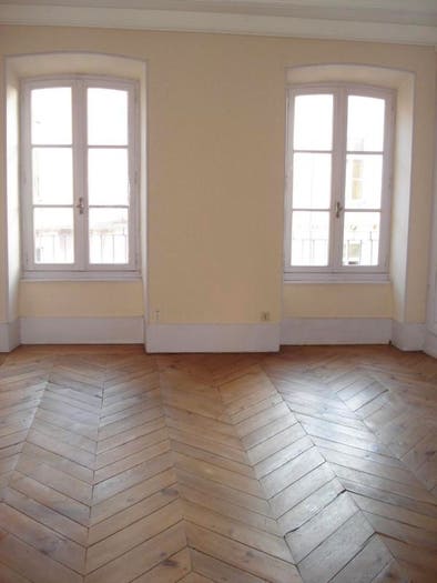 Appartement 2 pièces à louer à Issoire, Centre-ville, Barrière