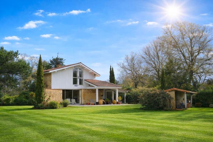 Maison 6 pièces à vendre à Uchacq-et-Parentis