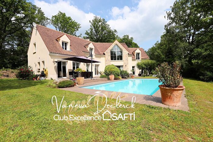Le Val-Saint-Germain : Maison 8 pièces à vendre