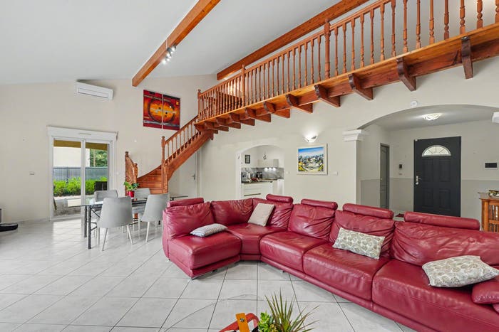 Maison 7 pièces à Roques, à vendre