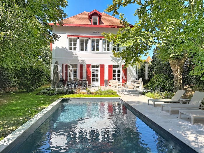 Maison 8 pièces à BayonneBayonaBaiona, Saint-Léon, à vendre