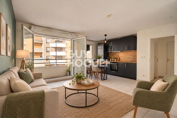 Villeurbanne, République, Tolstoi : Appartement 2 pièces à vendre