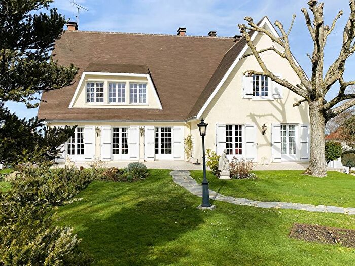Maison 10 pièces à vendre - Courtenay