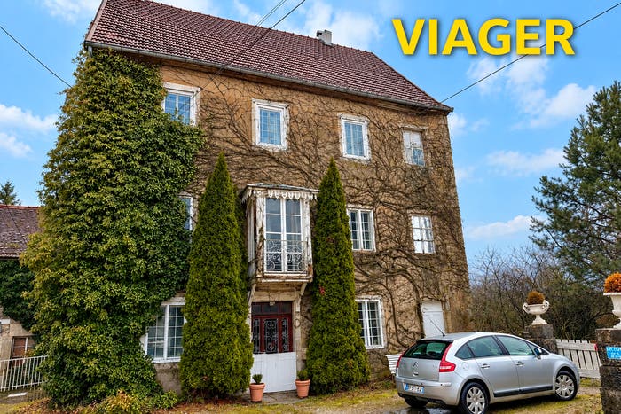 Belleherbe : Maison 13 pièces à vendre