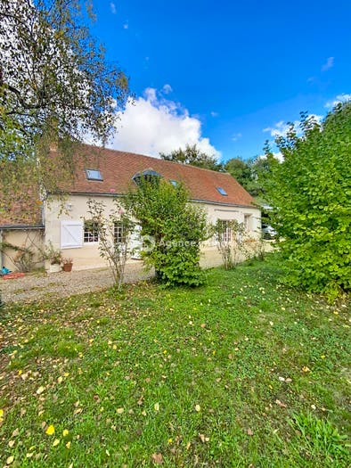 Maison 7 pièces à Bléré, à vendre