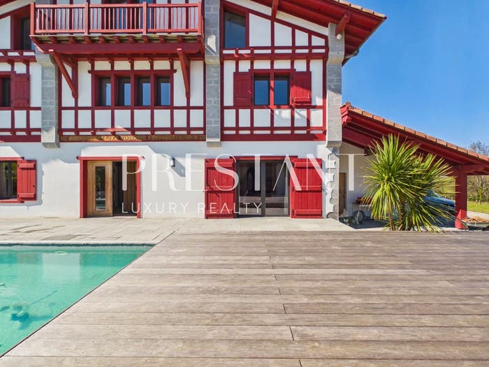 Maison 9 pièces à vendre - Larressore