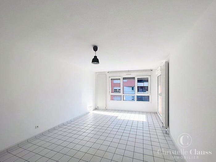 Centre Sud Est, Saint-Louis : Appartement 2 pièces à louer