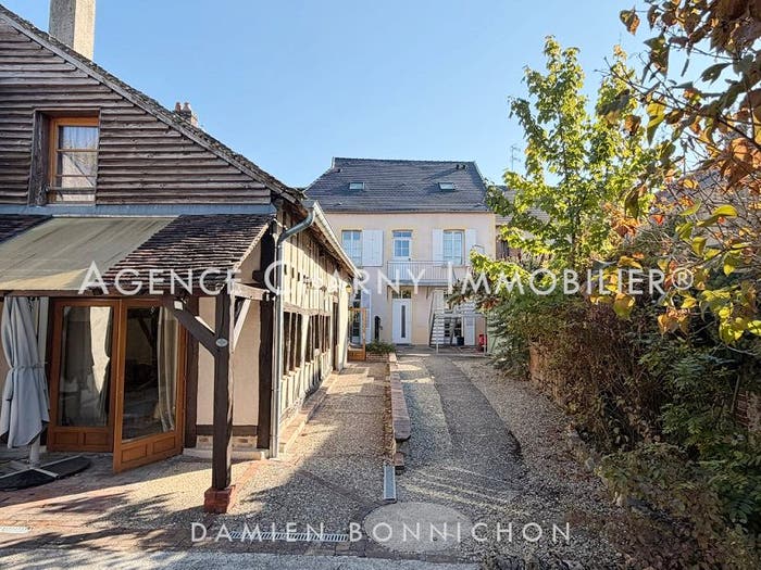 Maison 11 pièces à vendre à Charny