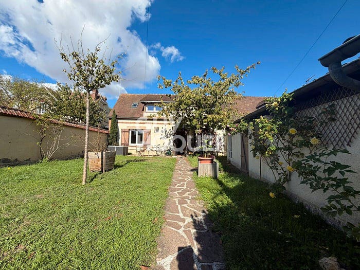 Maison 5 pièces à Nonancourt, à louer