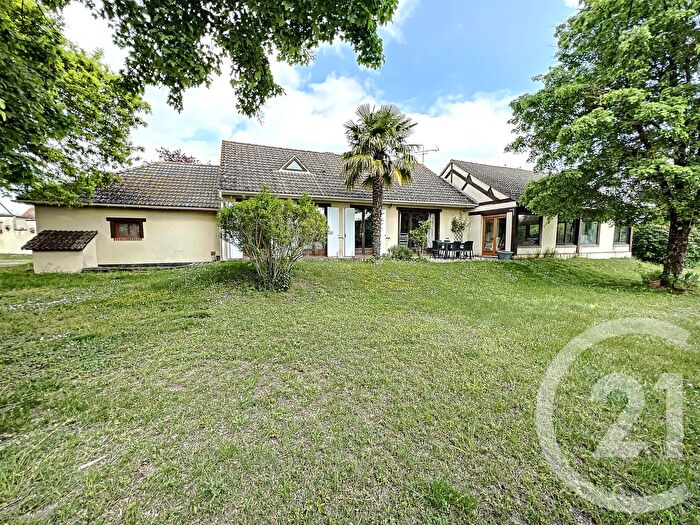 Marcilly-en-Villette - Maison 5 pièces à vendre