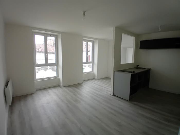 Saint-Jean-d'Angély - Appartement 3 pièces à louer