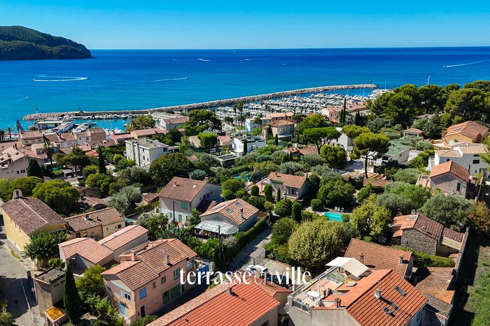 Saint-Cyr-sur-Mer, Les Lecques, Caylar, Cap Saint-Louis, Plage : Appartement 2 pièces à vendre