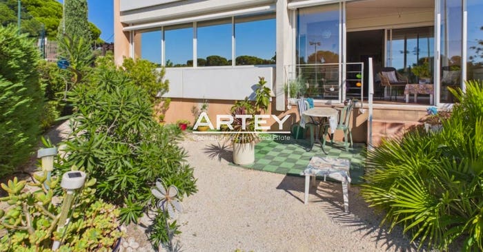 Appartement 3 pièces à vendre à Carqueiranne