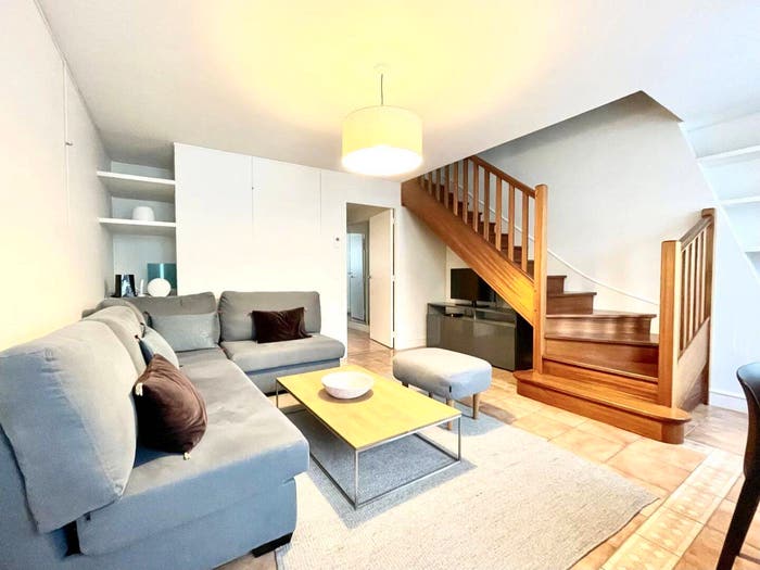 Porte Saint Denis-Paradis, Paris 10ème arrondissement : Appartement 2 pièces à louer