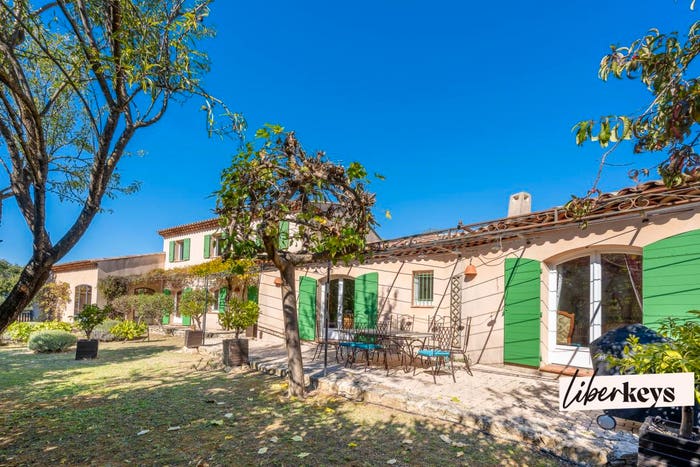 La Celle : Maison 11 pièces à vendre