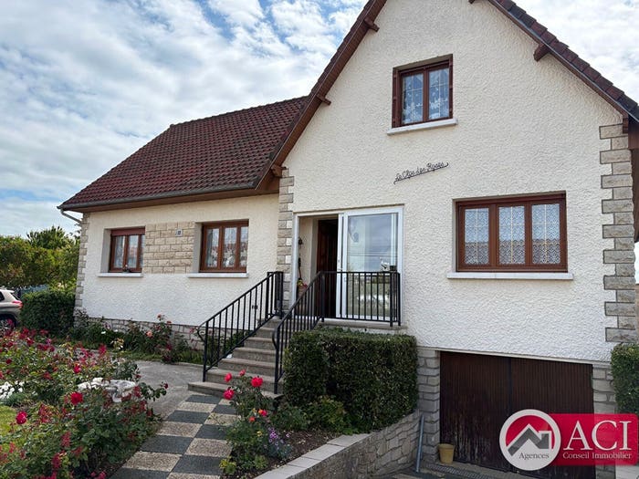 Maison 7 pièces à vendre à Lachapelle-Saint-Pierre