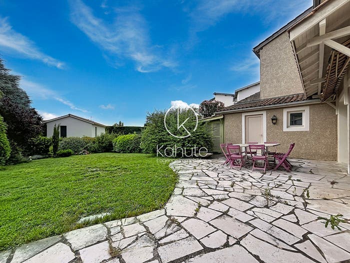 Saint-Cyr-au-Mont-d'Or : Maison 6 pièces à vendre