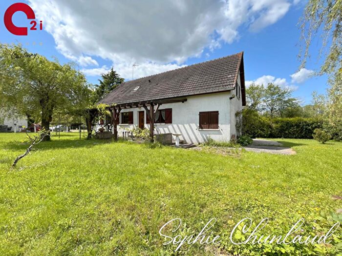 Maison 5 pièces à Courtenay, à vendre