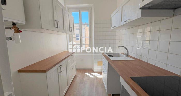 Appartement 2 pièces à Centre Ville, Carpentras, à louer