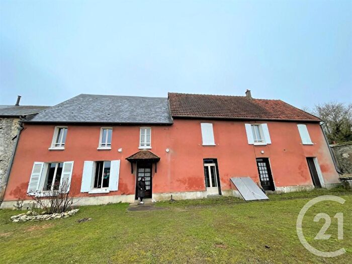 Angerville : Maison 8 pièces à vendre