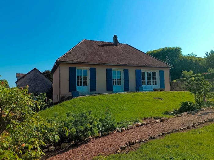 Maison 5 pièces à louer à Villaines-la-Carelle