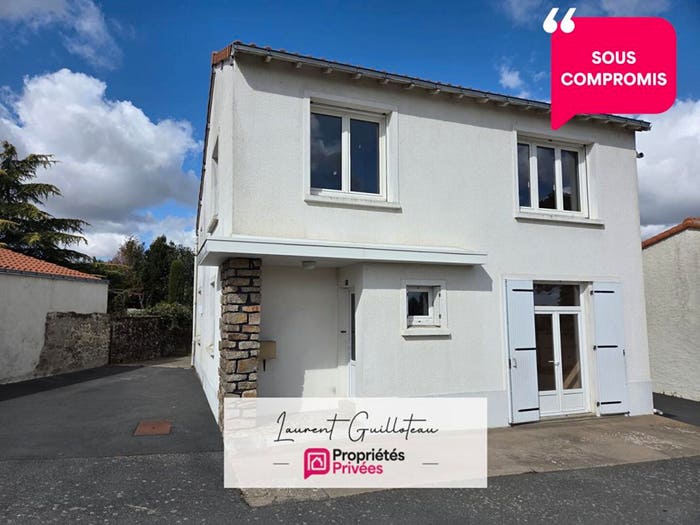 Bazoges-en-Paillers : Maison 5 pièces à vendre
