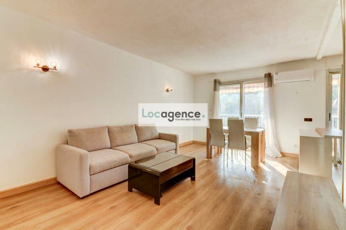 Appartement 2 pièces à louer à Le Gavelier-La Tour, Mandelieu-la-Napoule