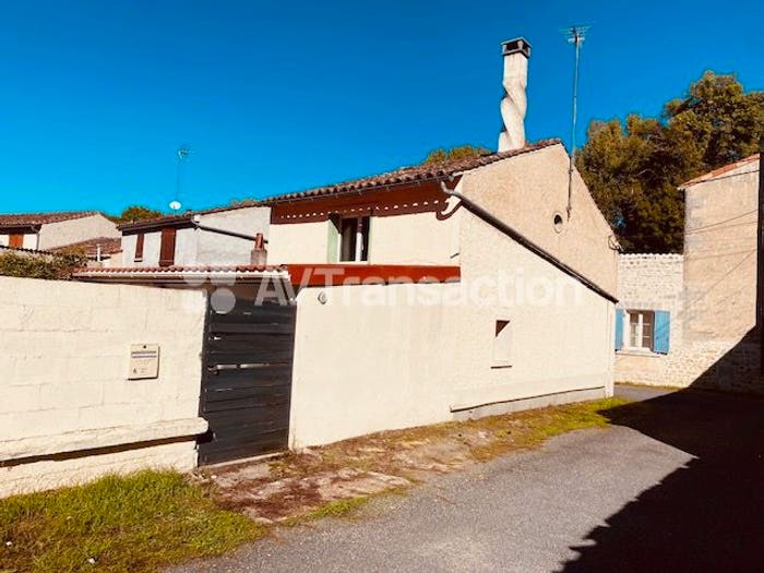 Bourg-Charente - Maison 4 pièces à vendre