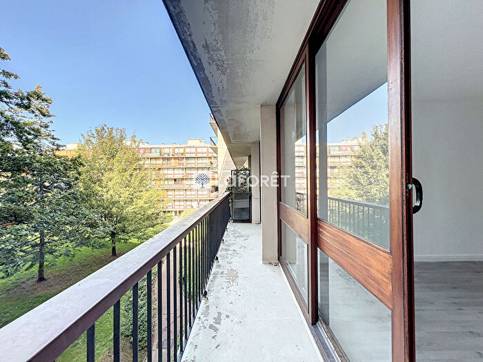 Fontenay-le-Fleury, Soleil Levant : Appartement 4 pièces à vendre