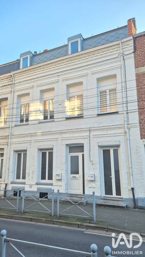 Maison 8 pièces à Saint-Amand-les-Eaux, Centre-ville, à vendre