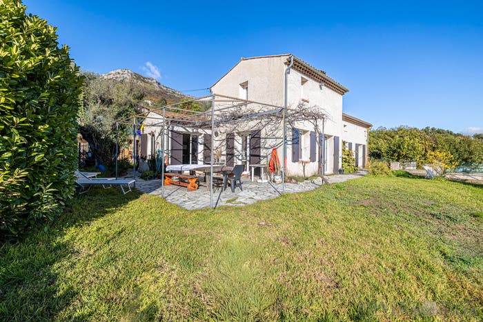 Maison 6 pièces à vendre à Vence, Saint-Martin, Lubiane, Le Suve