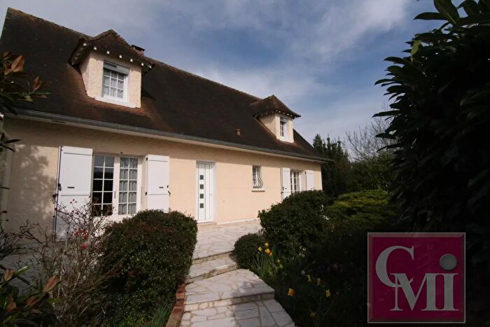 Maison 7 pièces à vendre à Saint-Chéron