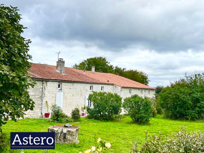 Maison 5 pièces à Écurat, à vendre