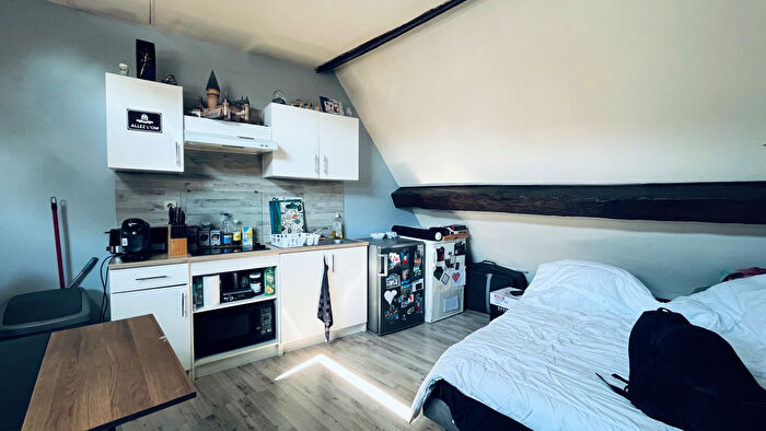 Appartement 1 pièce à vendre à Étampes, Centre-Ville