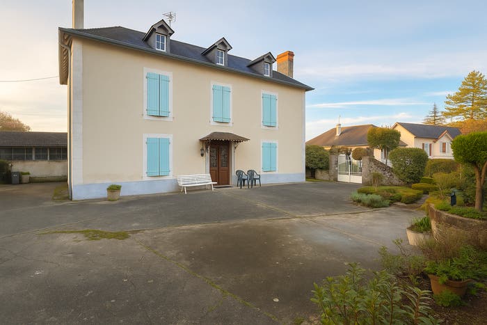 Maison 6 pièces à Beyrie-en-Béarn, à vendre