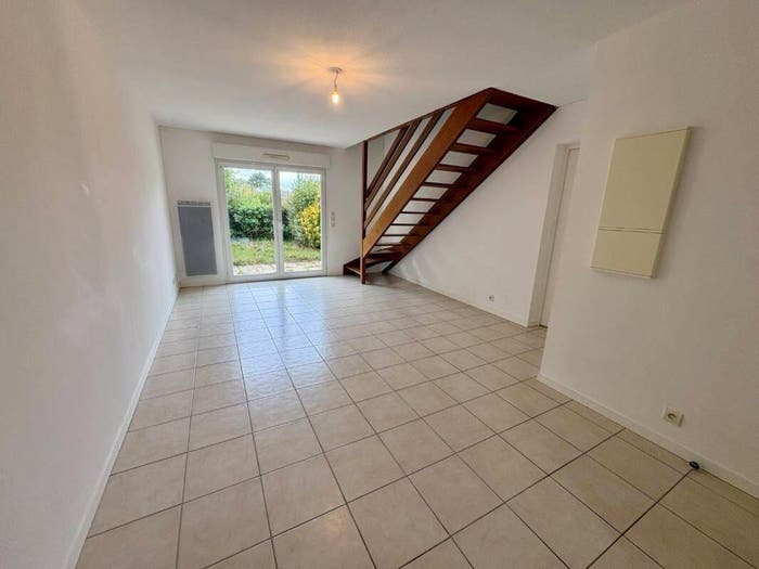 Zone Rurale, Arradon : Maison 5 pièces à louer