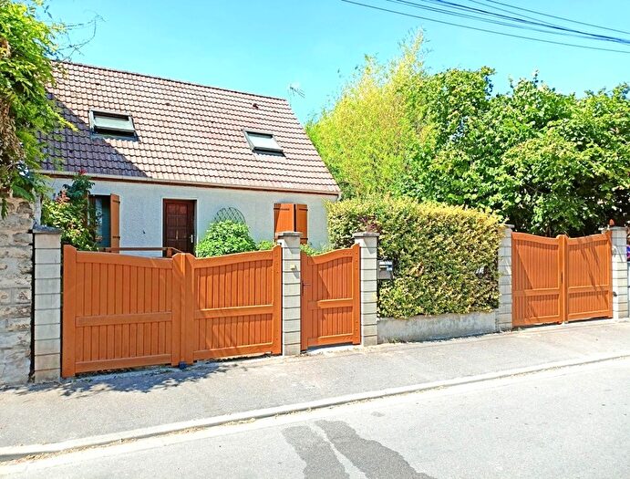 Mantes-la-Ville, Louise Michel - Maison 7 pièces à vendre