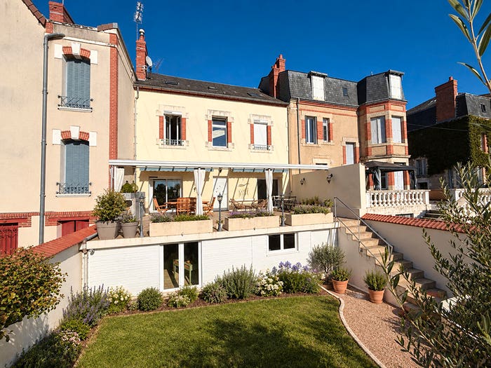 Moulins, Gare, Champins - Maison 8 pièces à vendre