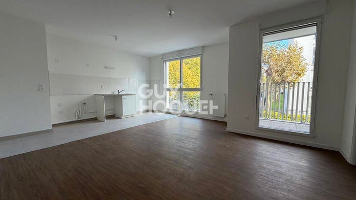 Paul Bert, Aubervilliers : Appartement 2 pièces à louer