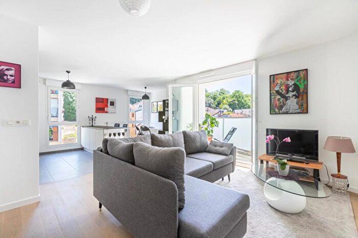 Gentilly, Val de Bièvre : Appartement 5 pièces à vendre