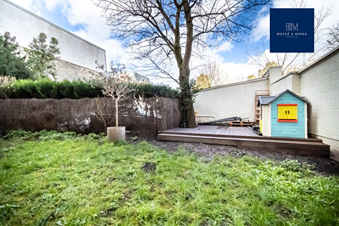 Asnières-sur-Seine, Bécon, Bourguignons - Appartement 4 pièces à vendre