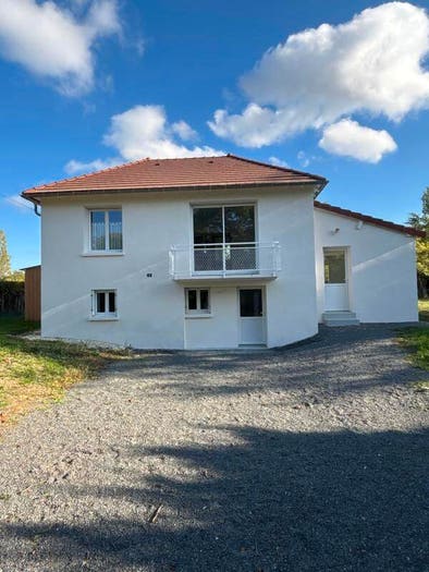 Maison 5 pièces à Neuvy-sur-Loire, à louer
