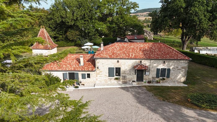 Maison 11 pièces à Valeilles, à vendre