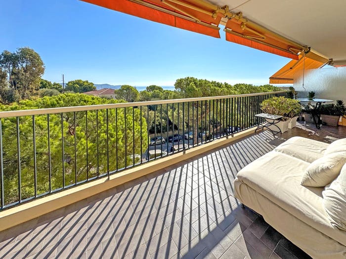 Appartement 3 pièces à Nice, Fabron, à vendre