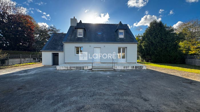 Maison 5 pièces à Lanvollon, à louer