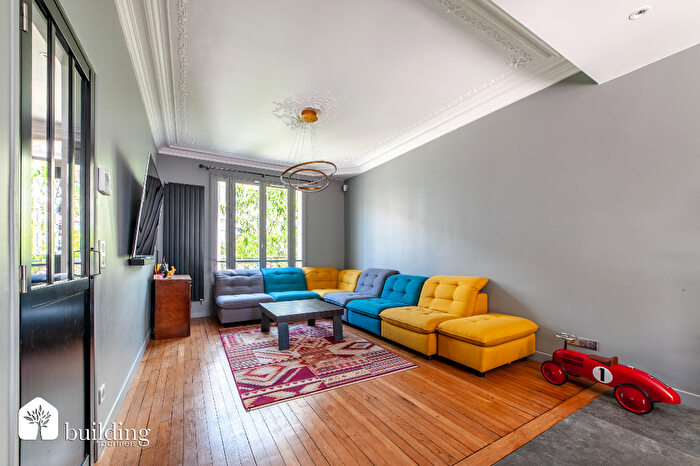 Asnières-sur-Seine, Centre-ville - Maison 6 pièces à vendre