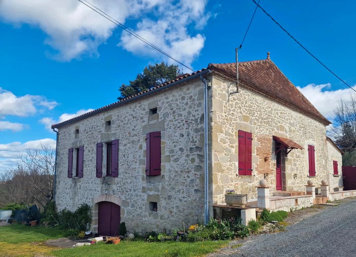 Maison 5 pièces à Moulinet, à vendre